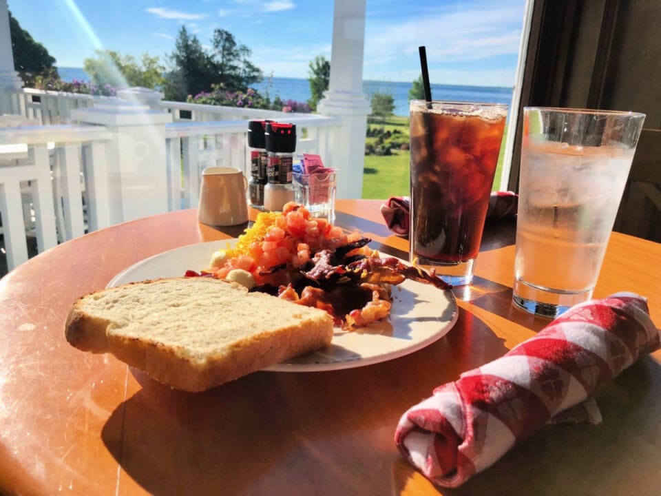 Things To Do At Mackinac Island, MI: A Hidden Gem On The Great Lakes ...