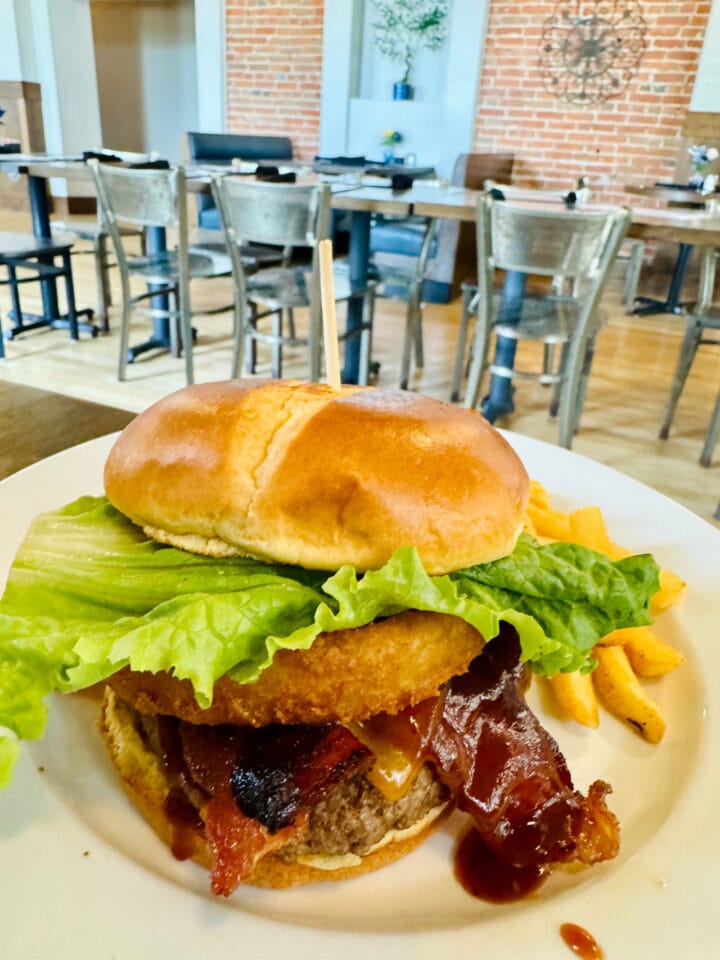 Where To Eat In Junction City, Kansas: A Delicious Guide To Local ...